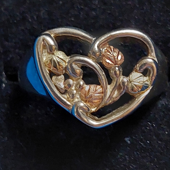 C.Coleman | Jewelry | Vintage C Coleman Black Hills Gold Ring 9252k ...